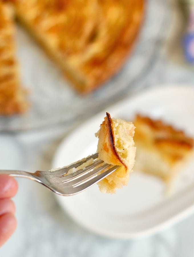 Apple Frangipane Tart - Baking Sense