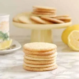 Crisp Lemon Thin Cookies - Baking Sense®