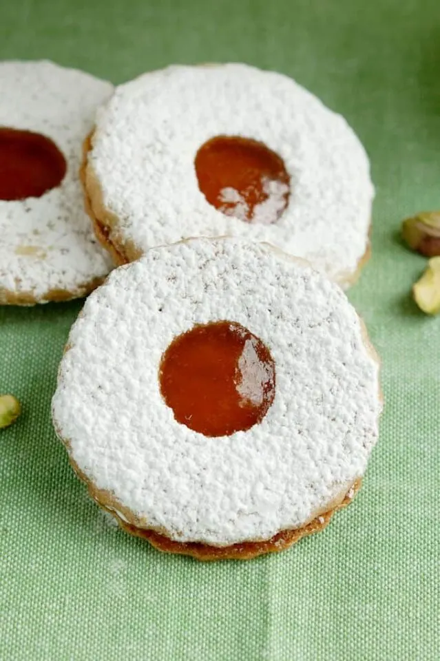 Pistachio Apricot Linzer Cookies - Baking Sense®