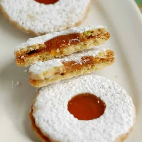 Pistachio Apricot Linzer Cookies - Baking Sense®