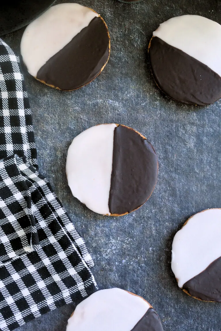 Black & White Cookies - Baking Sense®