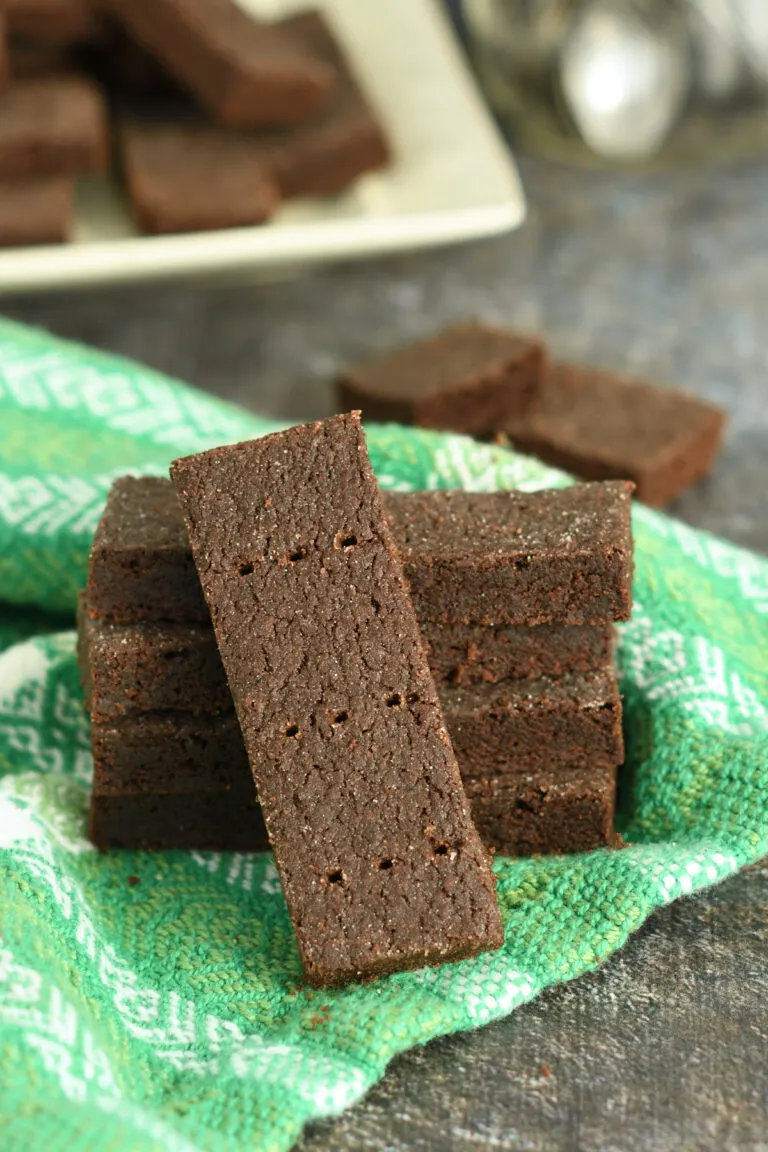 Chocolate Shortbread Cookies - Baking Sense®