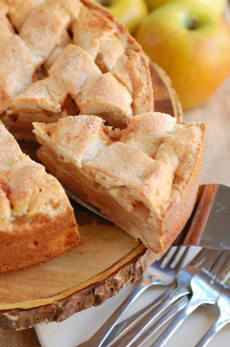 Dutch Apple Tart (Appeltaart) - Baking Sense®