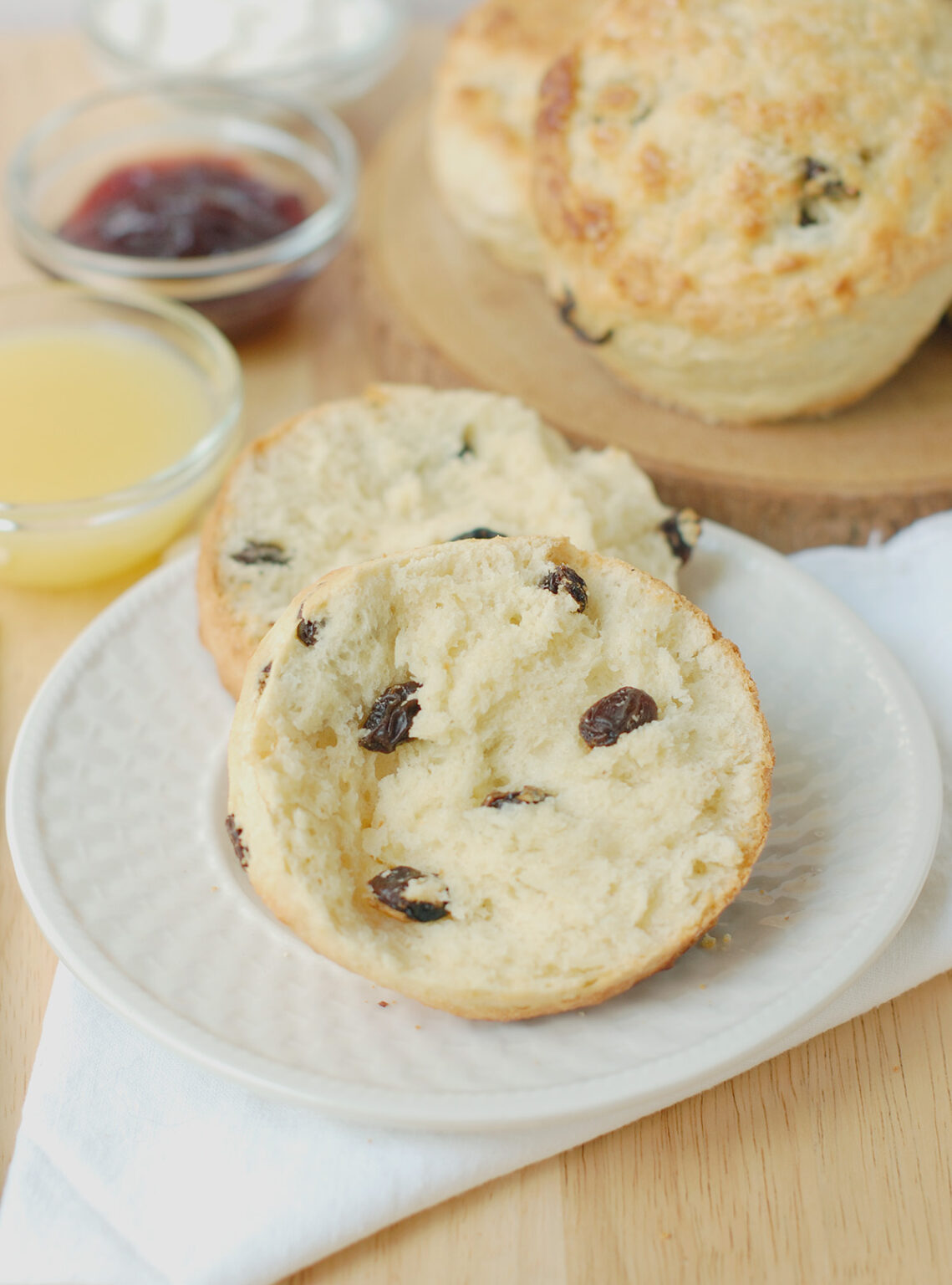 Raisin Scones - English Scones - Baking Sense®