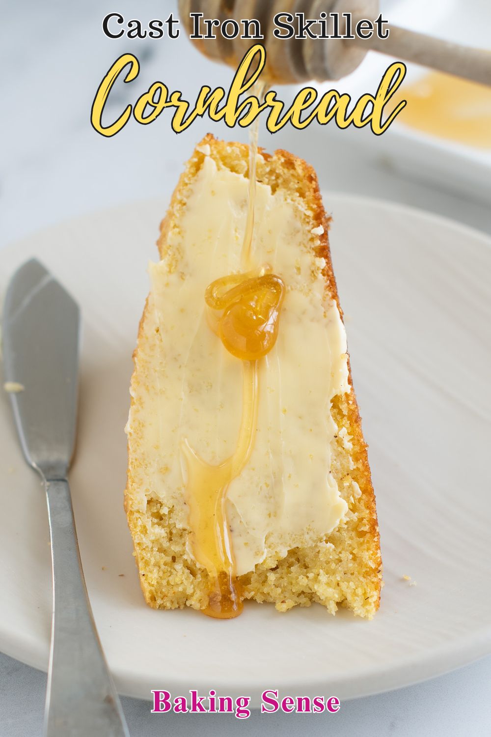 Simple Skillet Cornbread - Baking Sense®